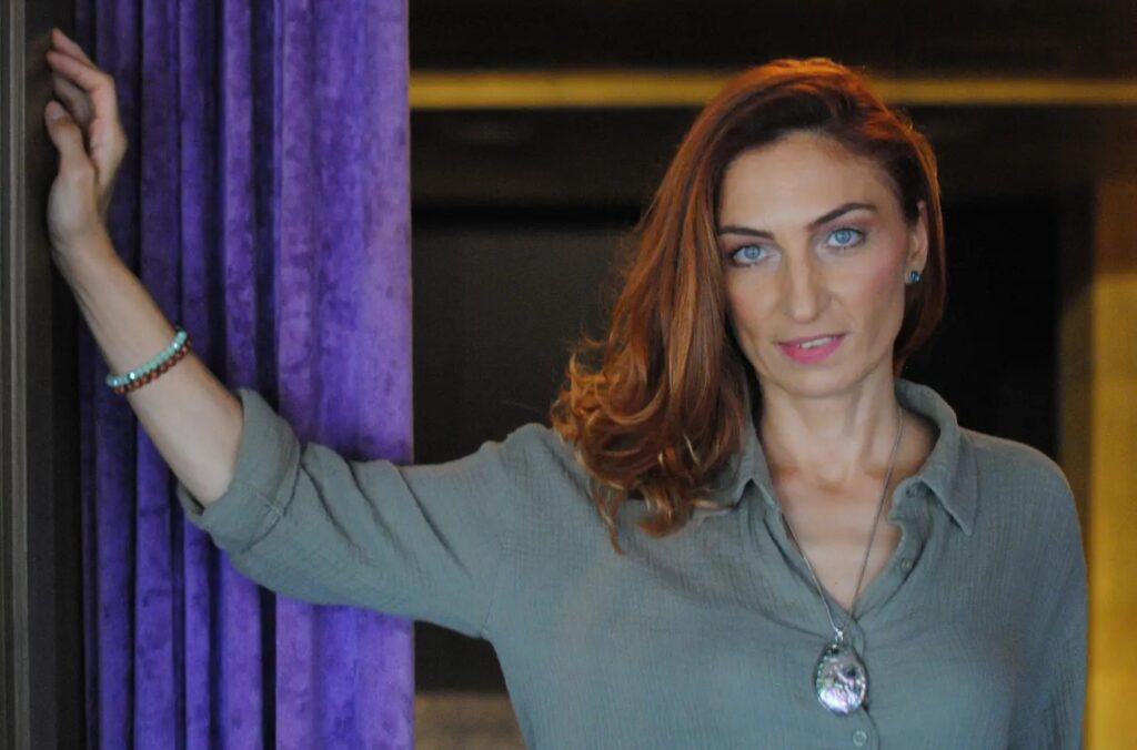 Glumica Mirela Predojević: "Umjetnost informiše, motiviše i pokreće ...